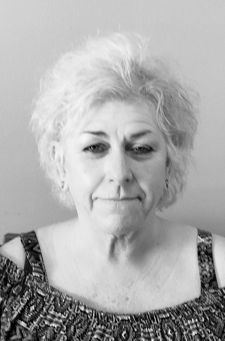 Suzanne Hayes's Instagram, Twitter & Facebook on IDCrawl