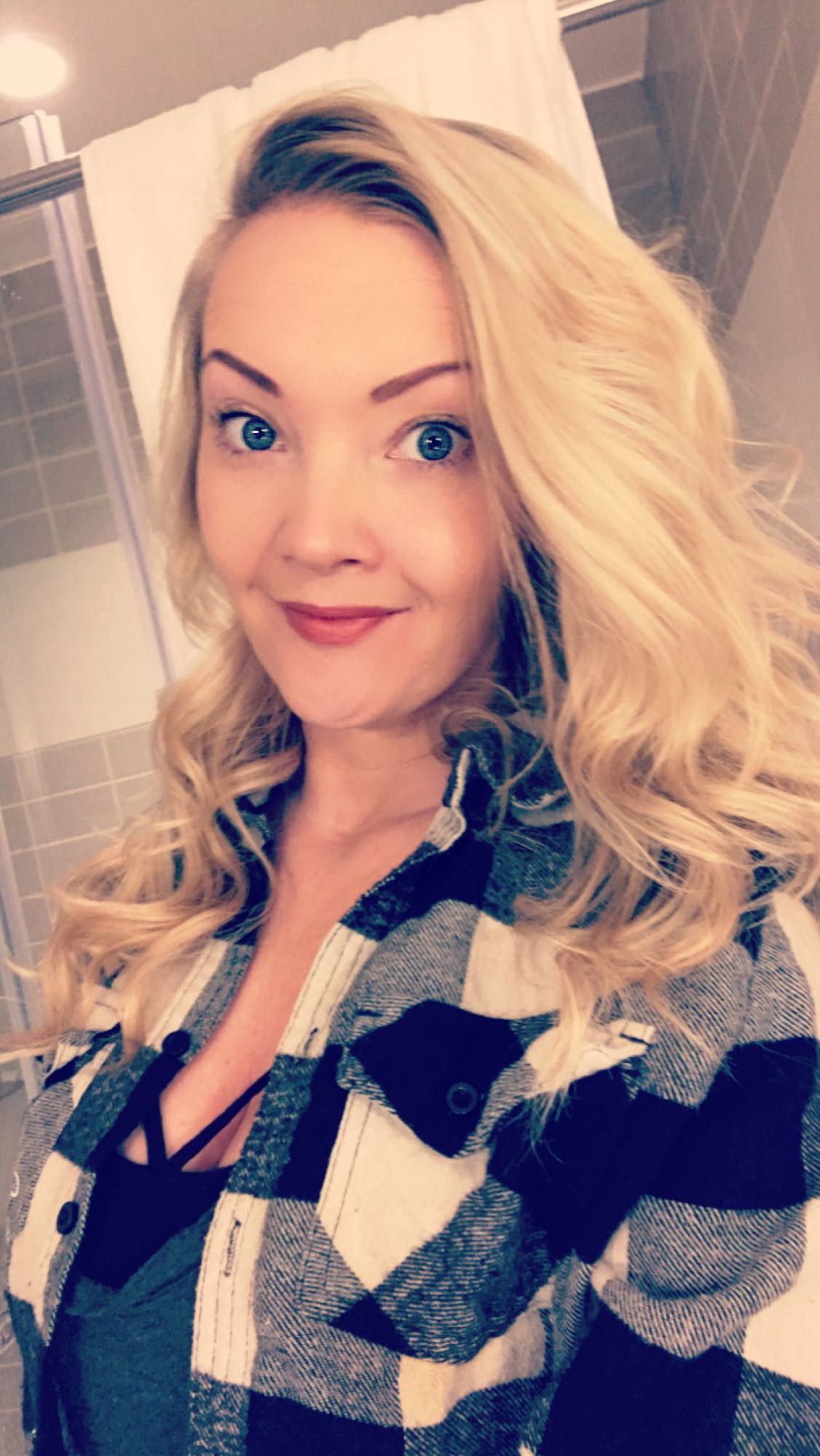 Serena Silva's Instagram, Twitter & Facebook on IDCrawl