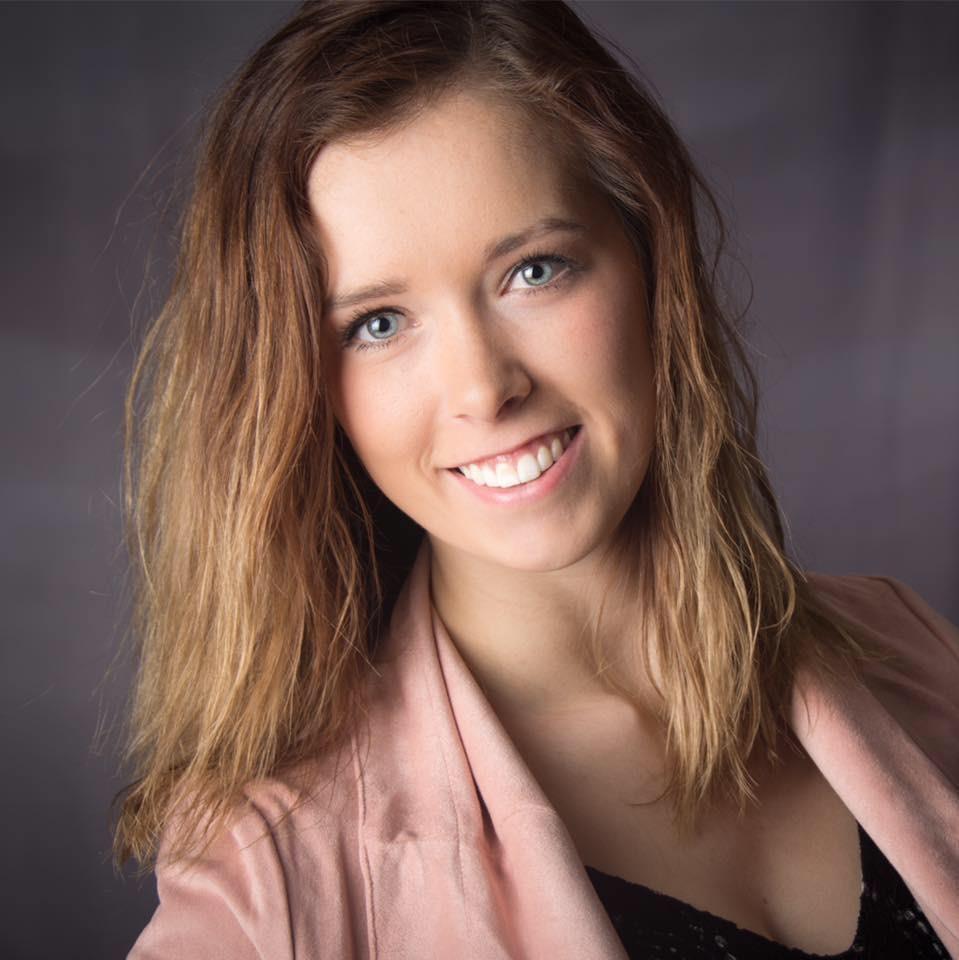 Lisa Ripplinger's Instagram, Twitter & Facebook on IDCrawl